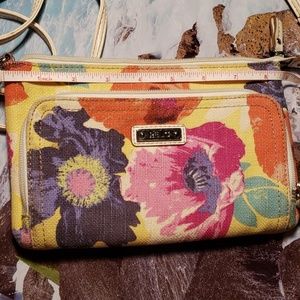 Relic | Bags | Relic Floral Multi Handbag | Poshmark